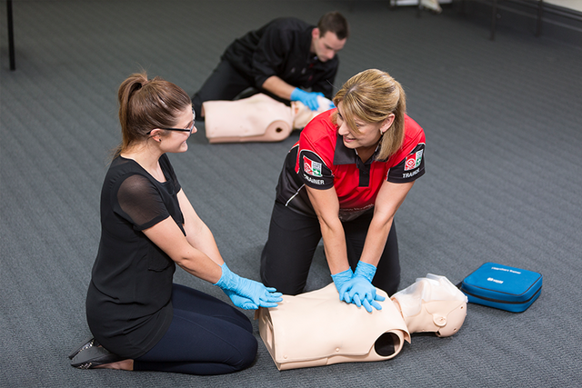 Health Partners | First aid to help in an accident or emergency